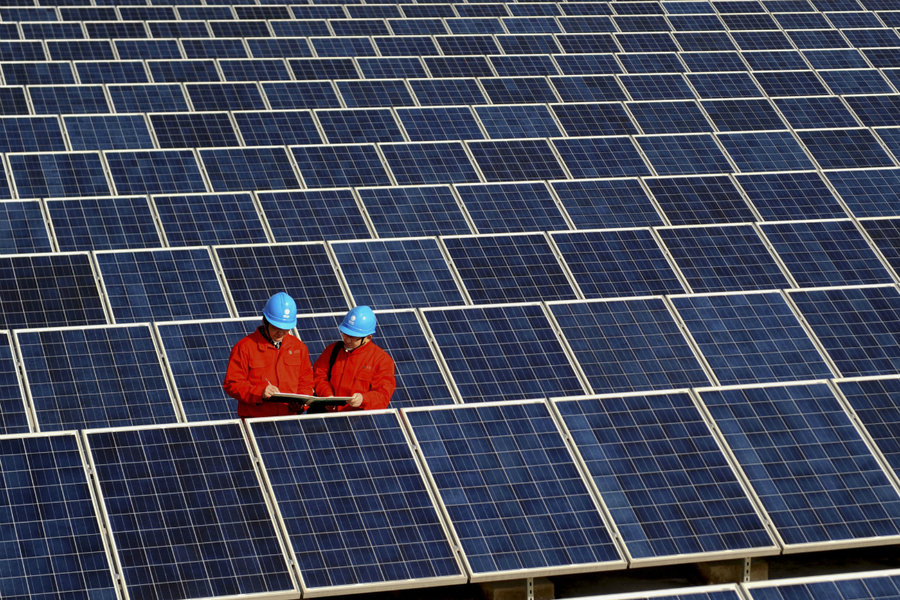 EU looks into extending import controls on Chinese solar panels ...