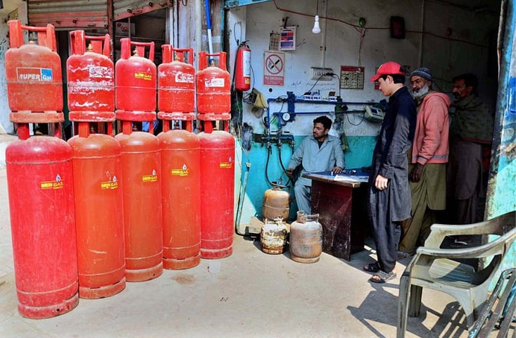 LPG price reduced by Rs2 per kg - Profit by Pakistan Today