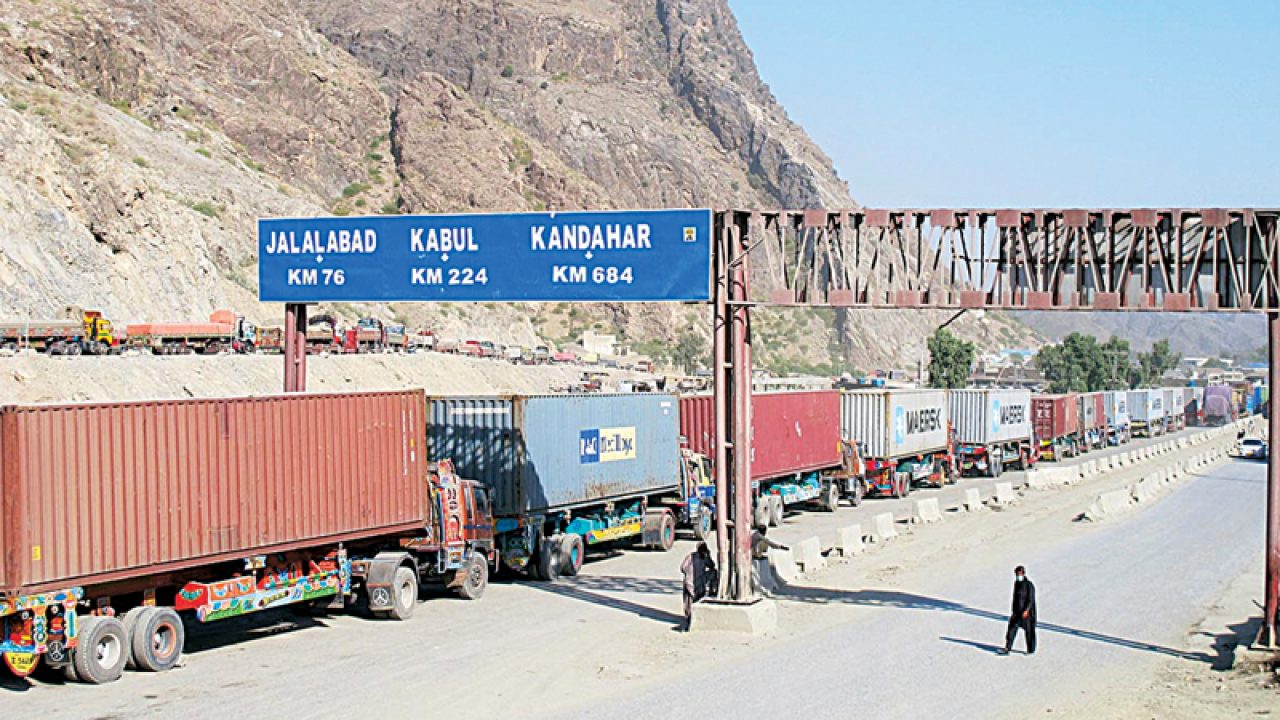 Traders demand withdrawal of SOPs at Torkham border - Profit by ...