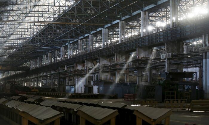 Smuggling threatens closure of Pakistan's steel industry, billions at ...
