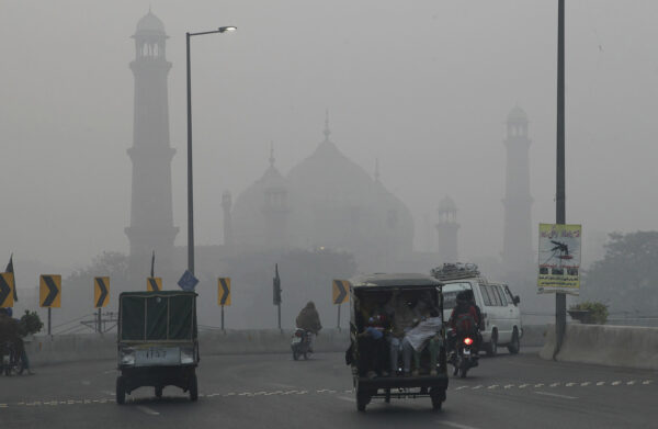 Punjab sets up 'smog war room' to tackle severe pollution - Profit by ...