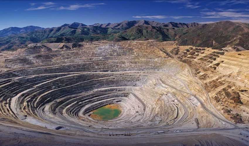 Pakistan, Kuwait collaborate to launch $1 billion mining fund - Profit ...