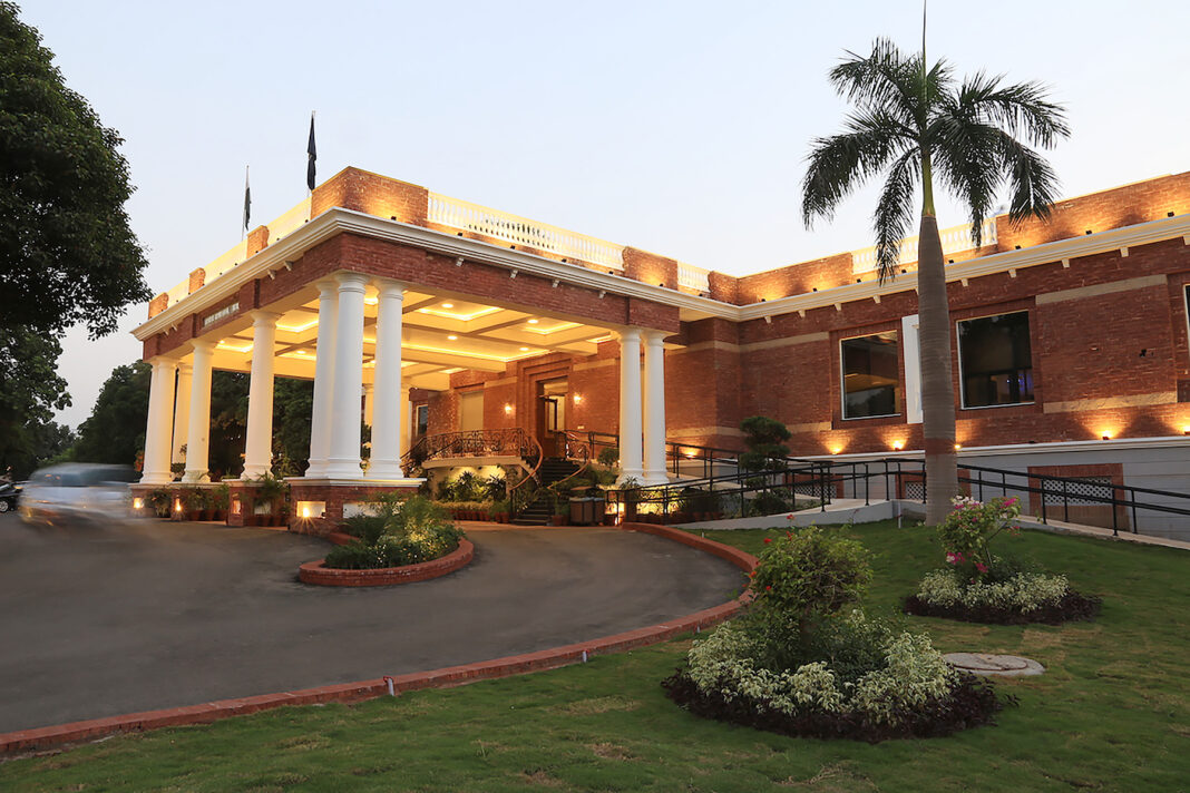 Lahore Gymkhana pays Rs 417 every month in rent. Does the Punjab Govt ...