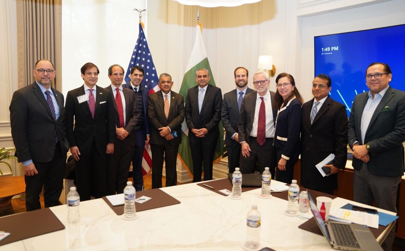 Interior minister assures US firms of priority support for investment ...