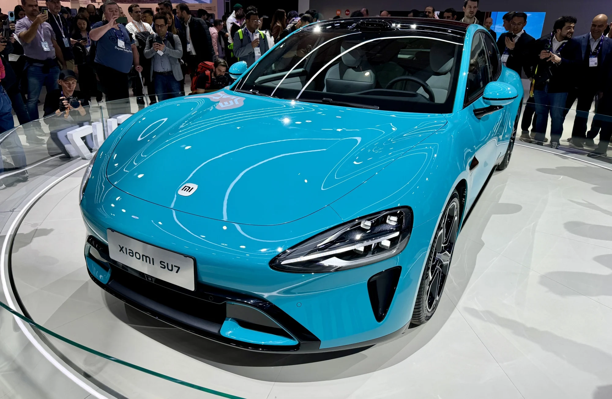 Xiaomi raises 2025 EV delivery target to 350,000 units - Profit by ...