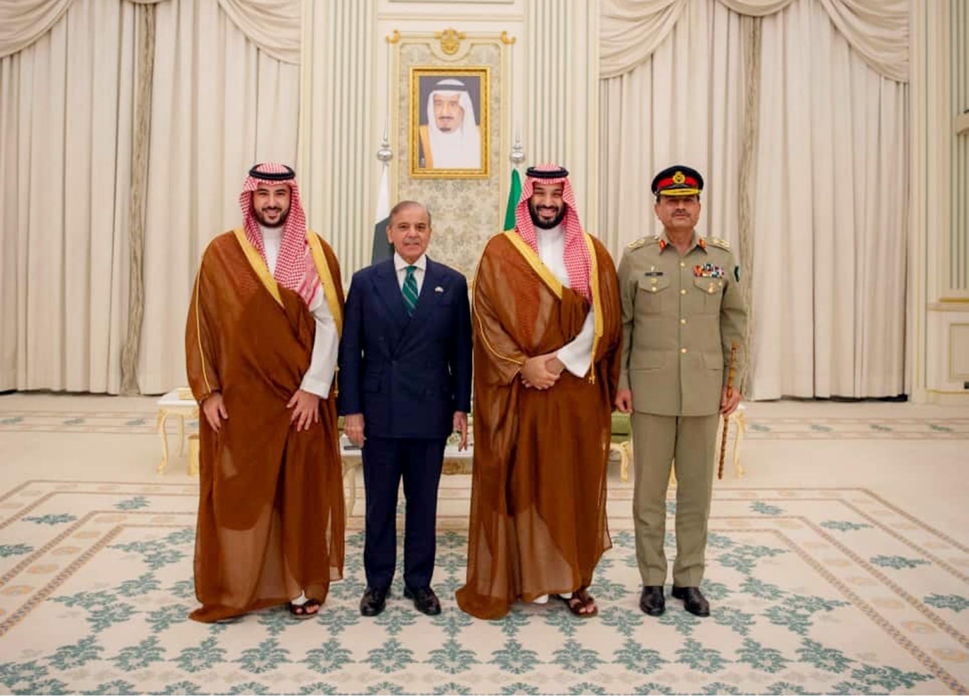 Saudi Arabia, nuclear-armed Pakistan sign mutual defence pact - Profit by Pakistan Today