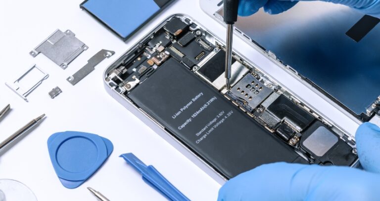 Pakistan's mobile phone production reaches 30.21 million units in 2025 ...